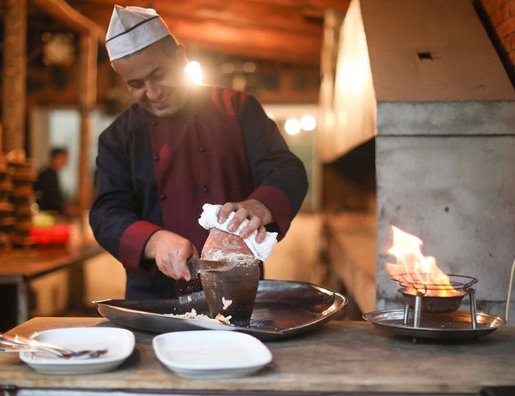 31 Unmissable Dishes in Azerbaijan - Seasoned Traveller